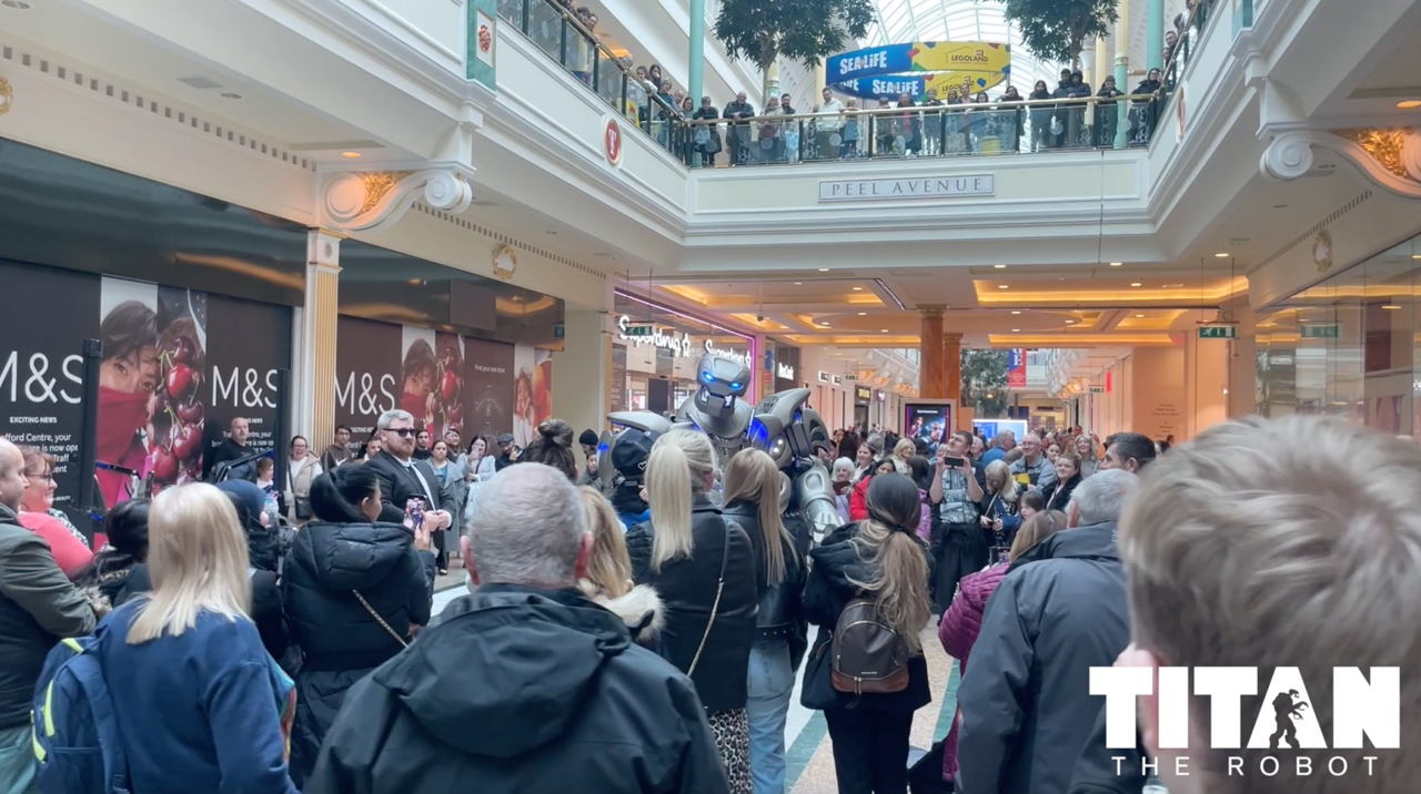 The Trafford Centre, Manchester. Titan the Robot February 2024 ...